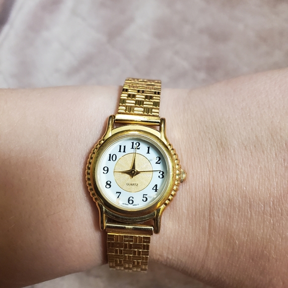 Avon | Accessories | Avon Japan Movt Gold Tone Stainless Steel Quartz ...